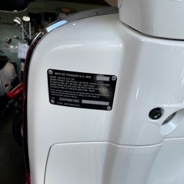 ScooterWest.com - MODERN VESPA AND PIAGGIO VIN CHART